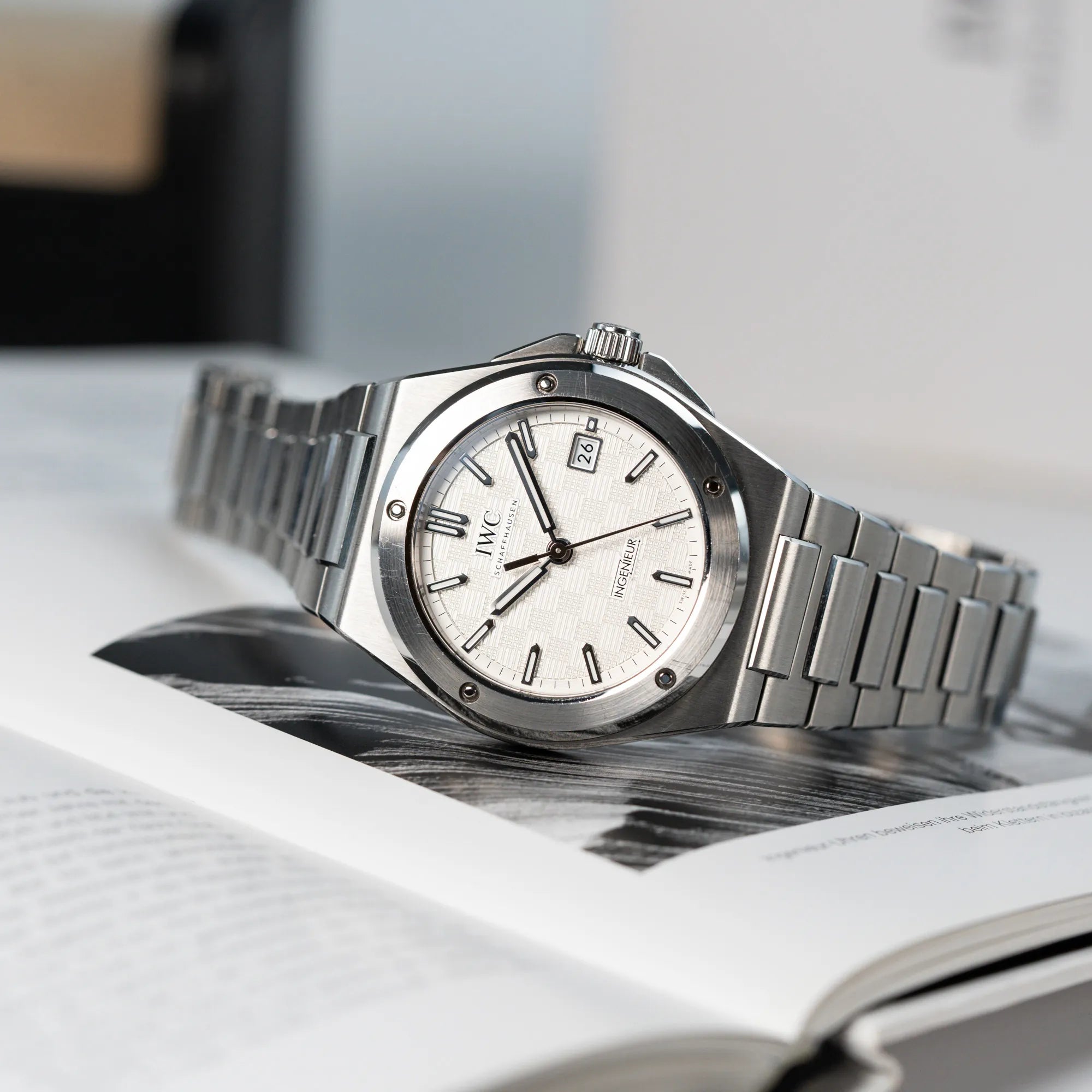 IWC | Ingenieur Automatic 40 | IW328902 | Full-Set 2023 | White